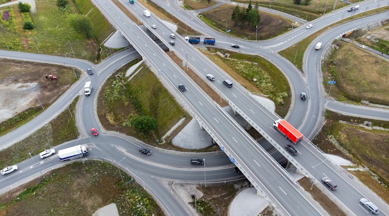 3 Ways GPS Tracking Helps to Improve Fleet Customer Service | Verizon ...