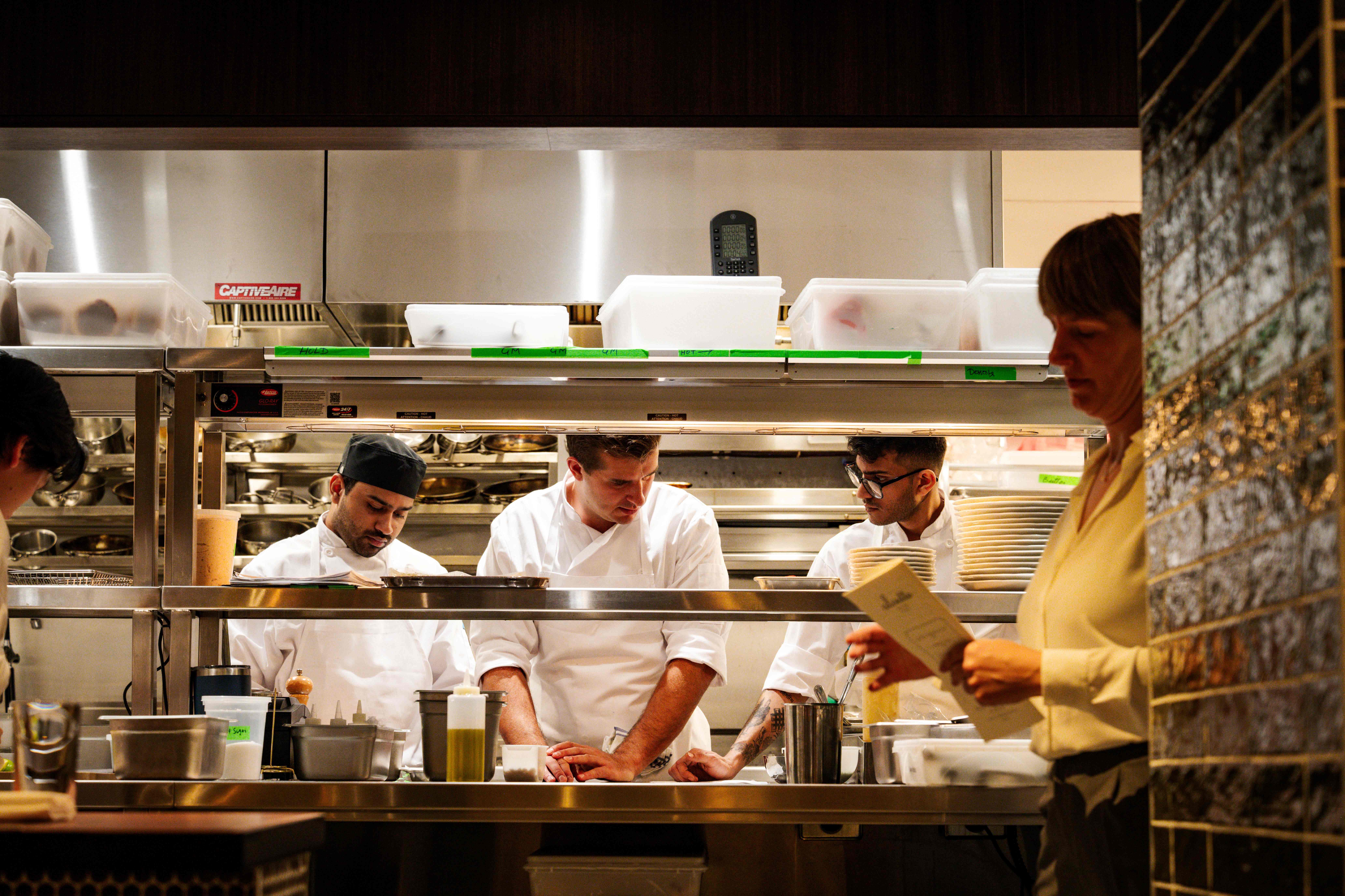 Aloette Go, fried chicken and salads in Toronto | Table